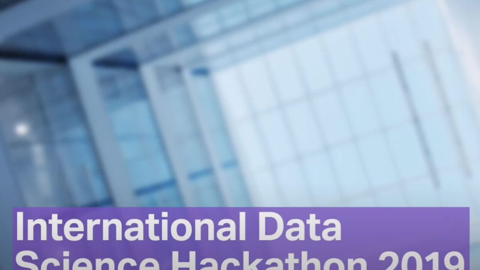 "Datavengers" winning Data Science Hackathon - RWTH Business School