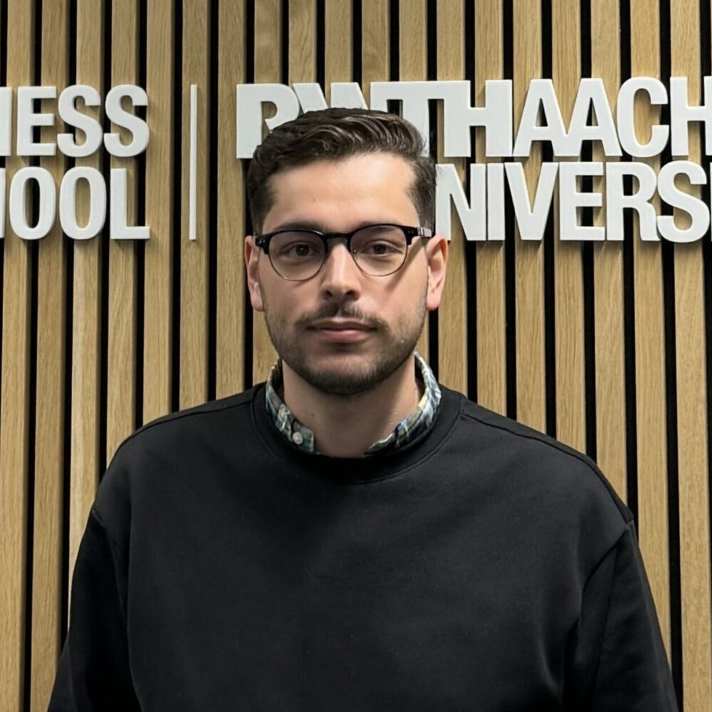 Stepping Out of the Own Comfort Zone and Study Abroad | Alberto Ramirez ...